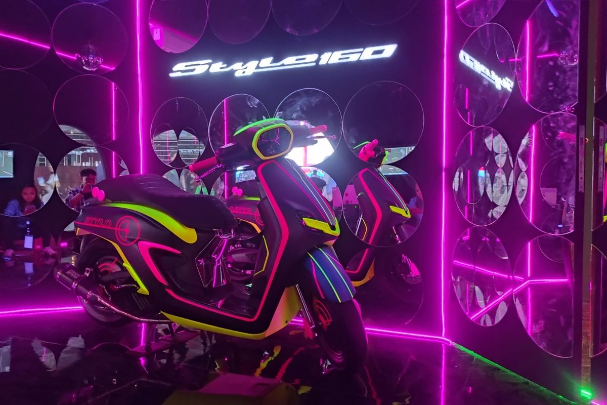 Honda Stylo Hadirkan Warna Baru yang Memukau di Synchronize Fest 2024